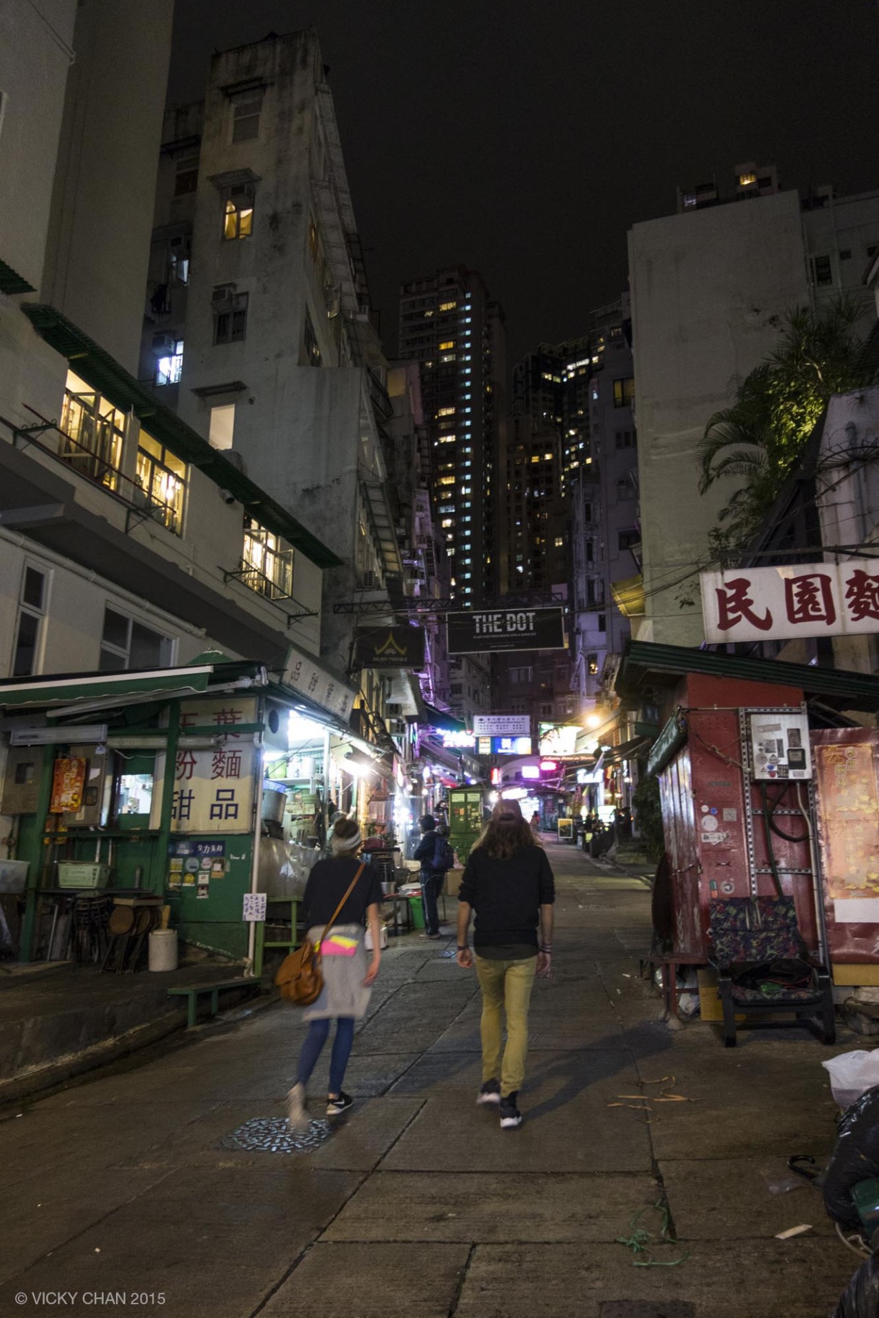 Street without Lighting - Avoid Obvious Architects